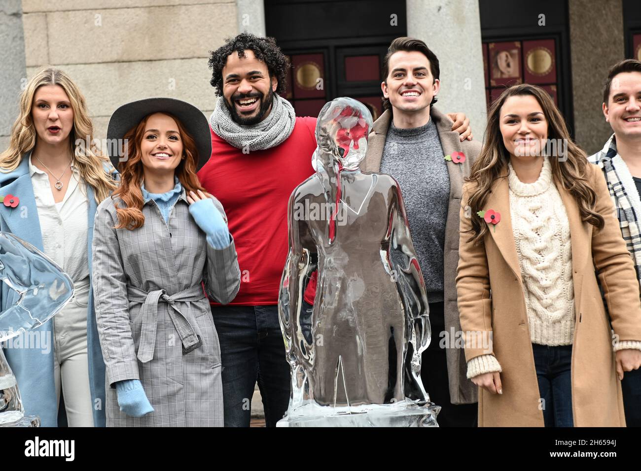 London, UK. 13th Nov, 2021. The cast of the Frozen Musical attended the ...