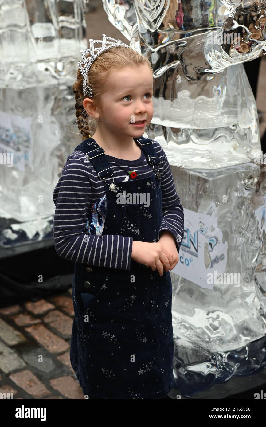 London, UK. 13th Nov, 2021. Freya a four years old girl posh at the ...