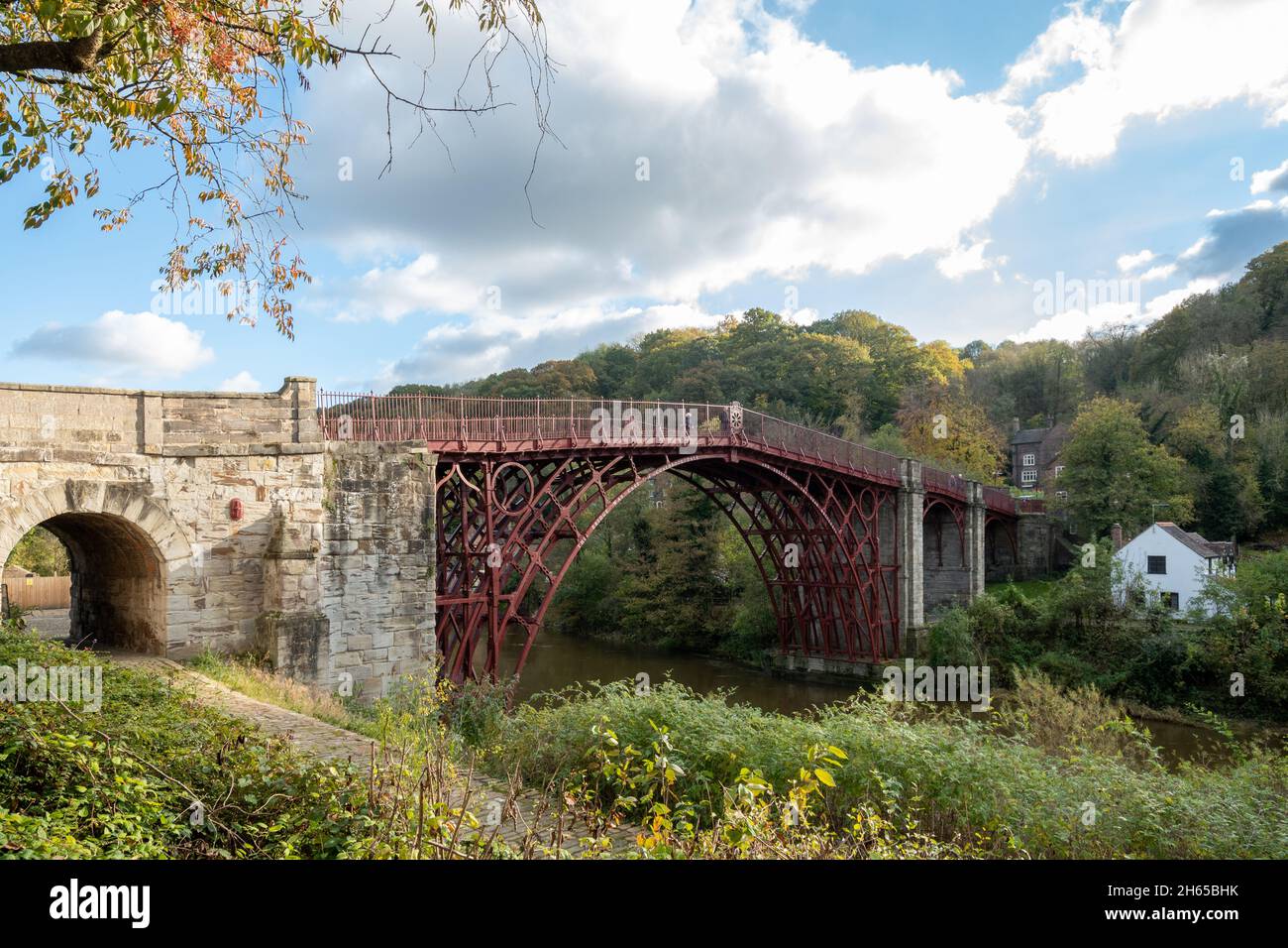 Iron bridge shropshire hi-res stock photography and images - Alamy