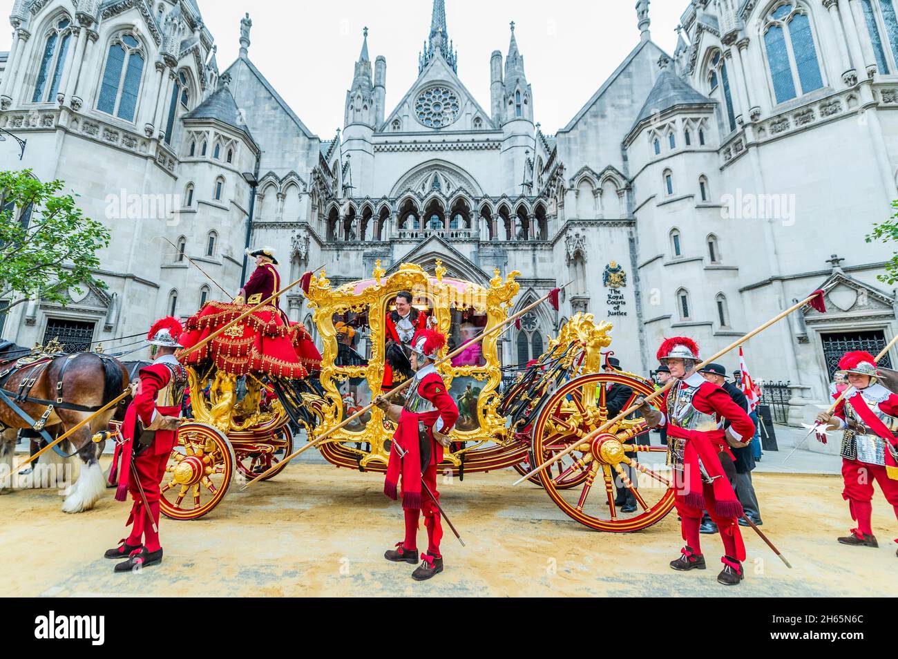 London, UK. 13th Nov, 2021. Lord Mayors Show 2021 for the 693rd Lord ...