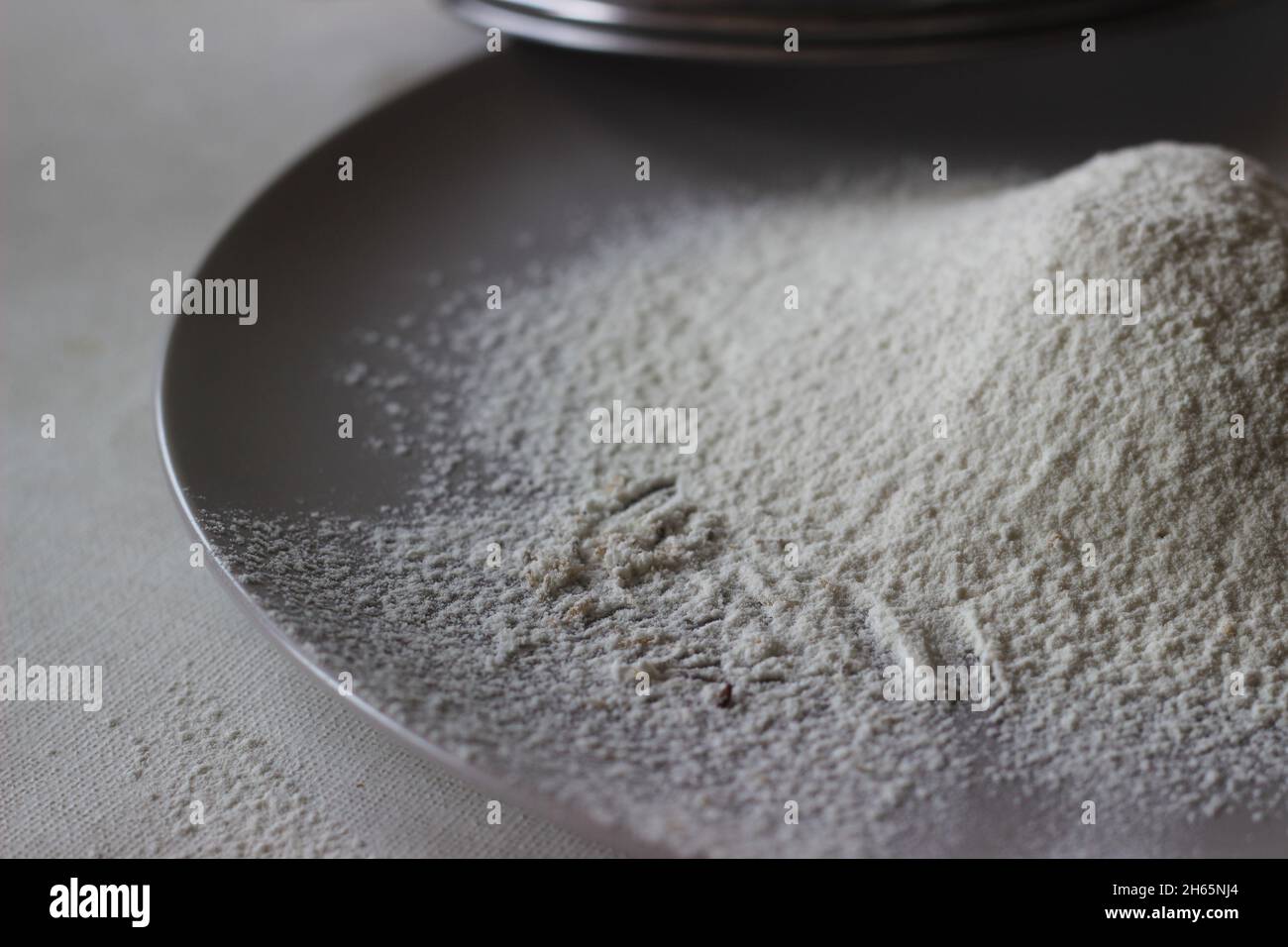 Food of her larva hi-res stock photography and images - Alamy