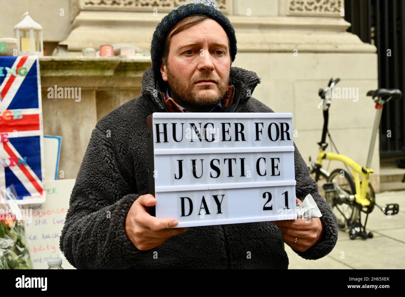 Richard ratcliffe hunger for justice hi-res stock photography and ...