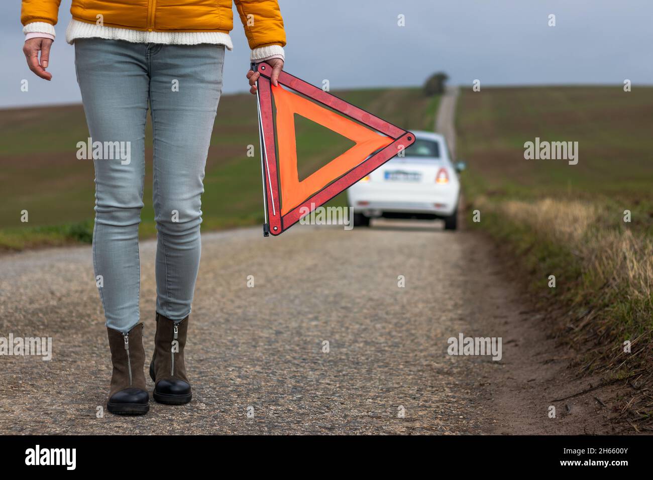 Accident warning triangle hi-res stock photography and images - Alamy