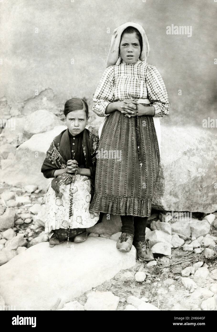 Fatima apparitions 1917 hi-res stock photography and images - Alamy