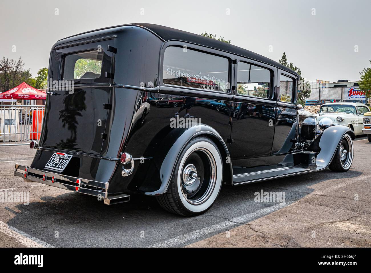 Classic hearse hi-res stock photography and images - Alamy