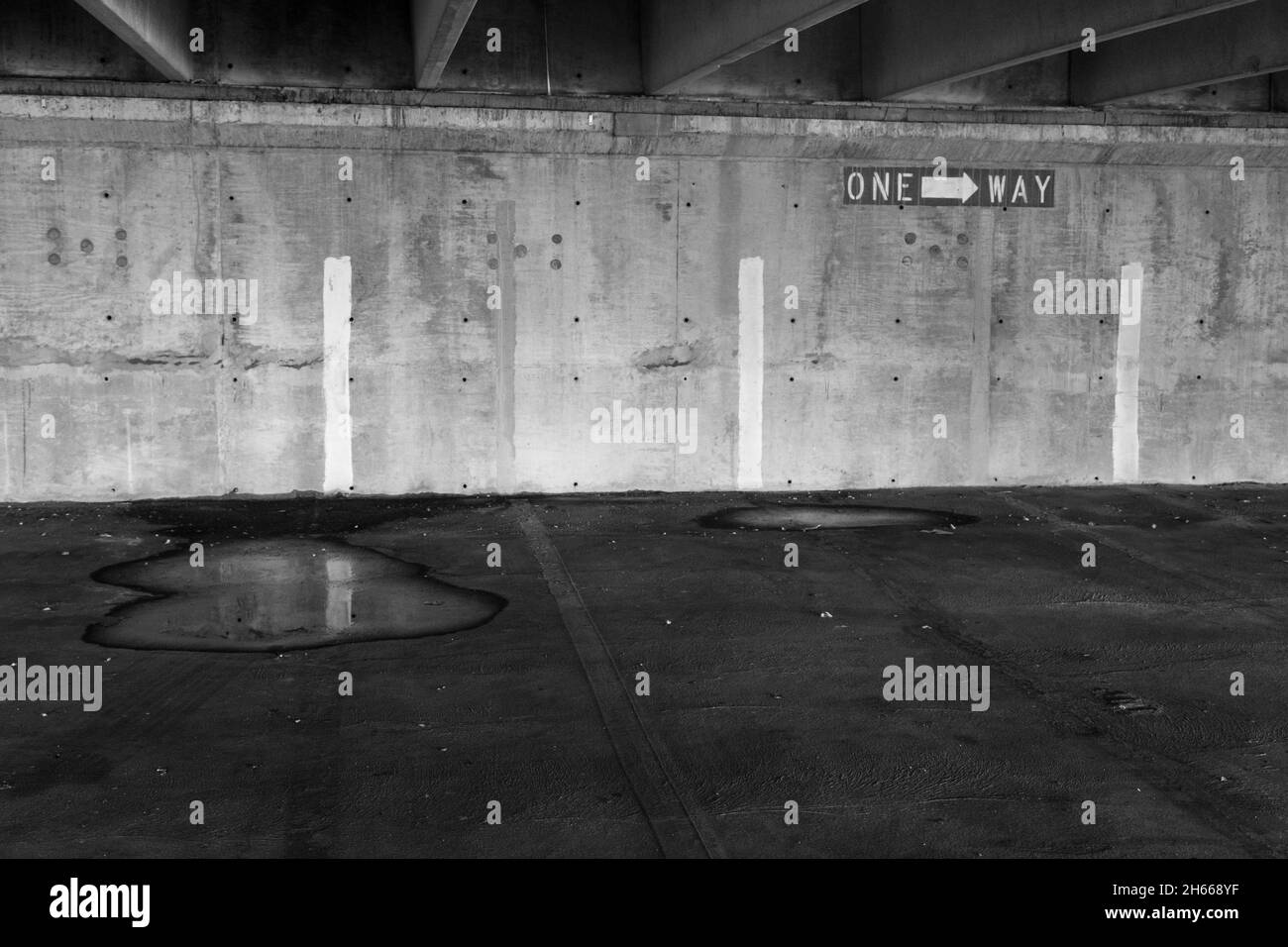 Parking deck hi-res stock photography and images - Alamy