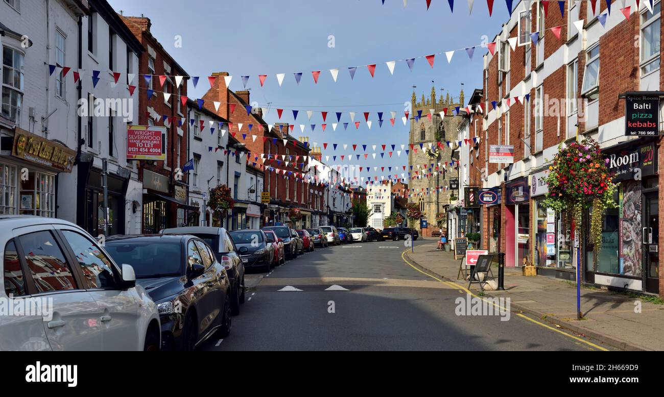 High Street market town of Alcester in Warwickshire, England with ...