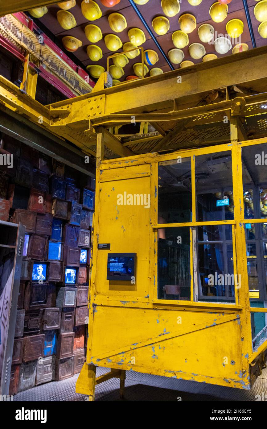 Gdansk crane interior hi-res stock photography and images - Alamy