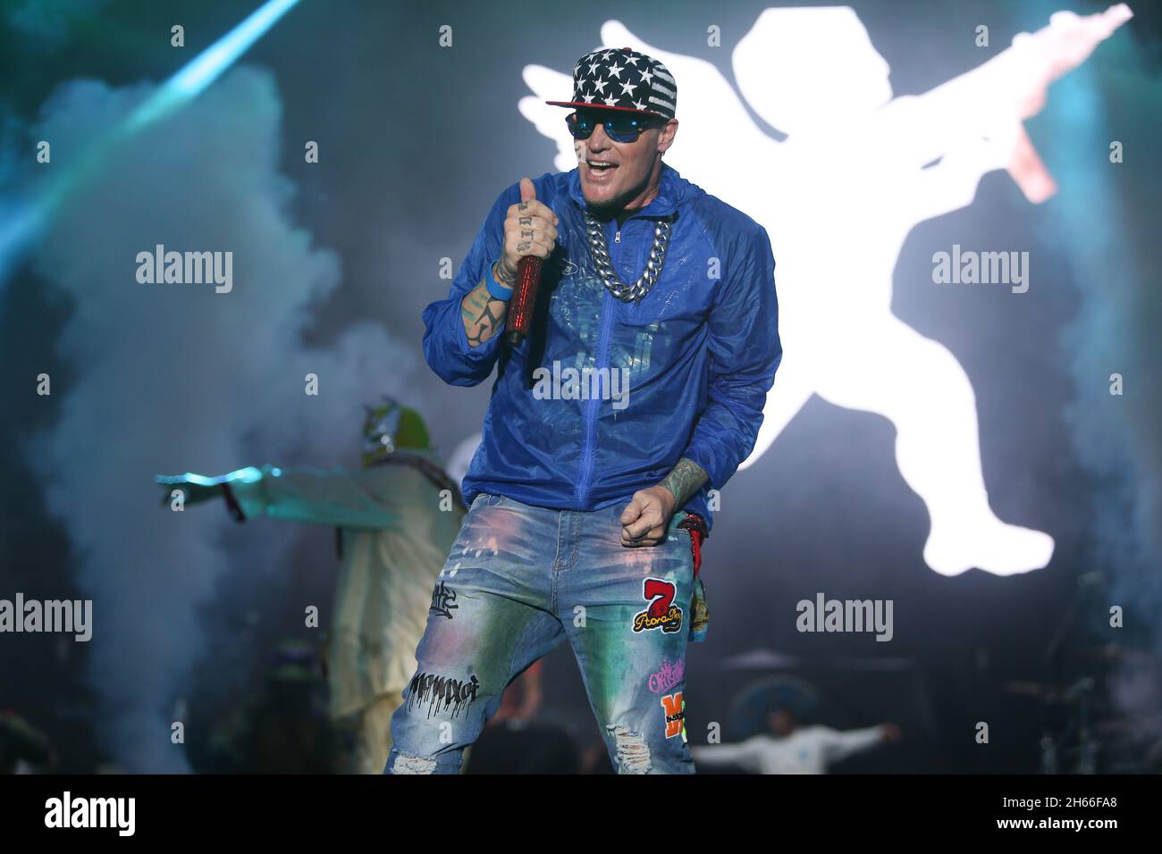 Van winkle aka vanilla ice hi-res stock photography and images - Alamy