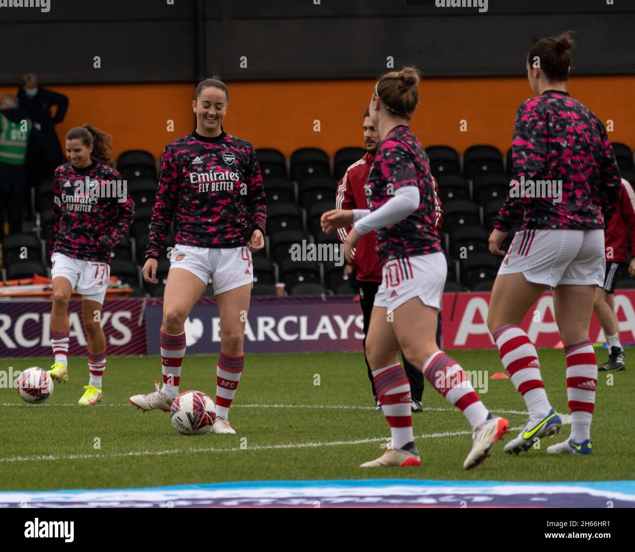Tottenham ladies hi-res stock photography and images - Alamy
