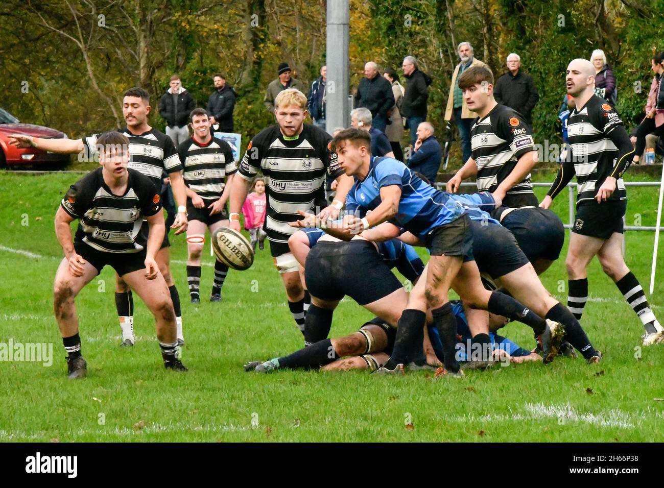 Rugby action photos hi-res stock photography and images - Alamy