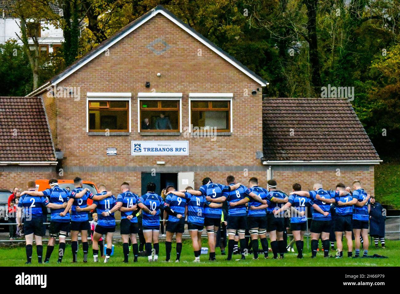 Semi professional rugby player hi-res stock photography and images - Alamy