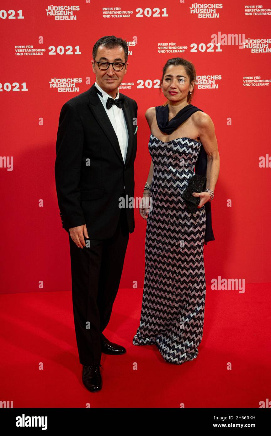 Berlin, Germany. 13th Nov, 2021. Cem Özdemir (Bündnis 90/Die Grünen ...