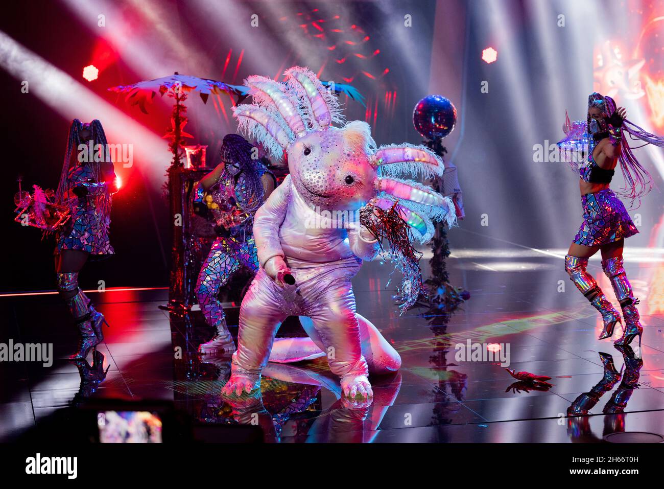 Cologne, Germany. 13th Nov, 2021. The character "The Axolotl" delivers ...