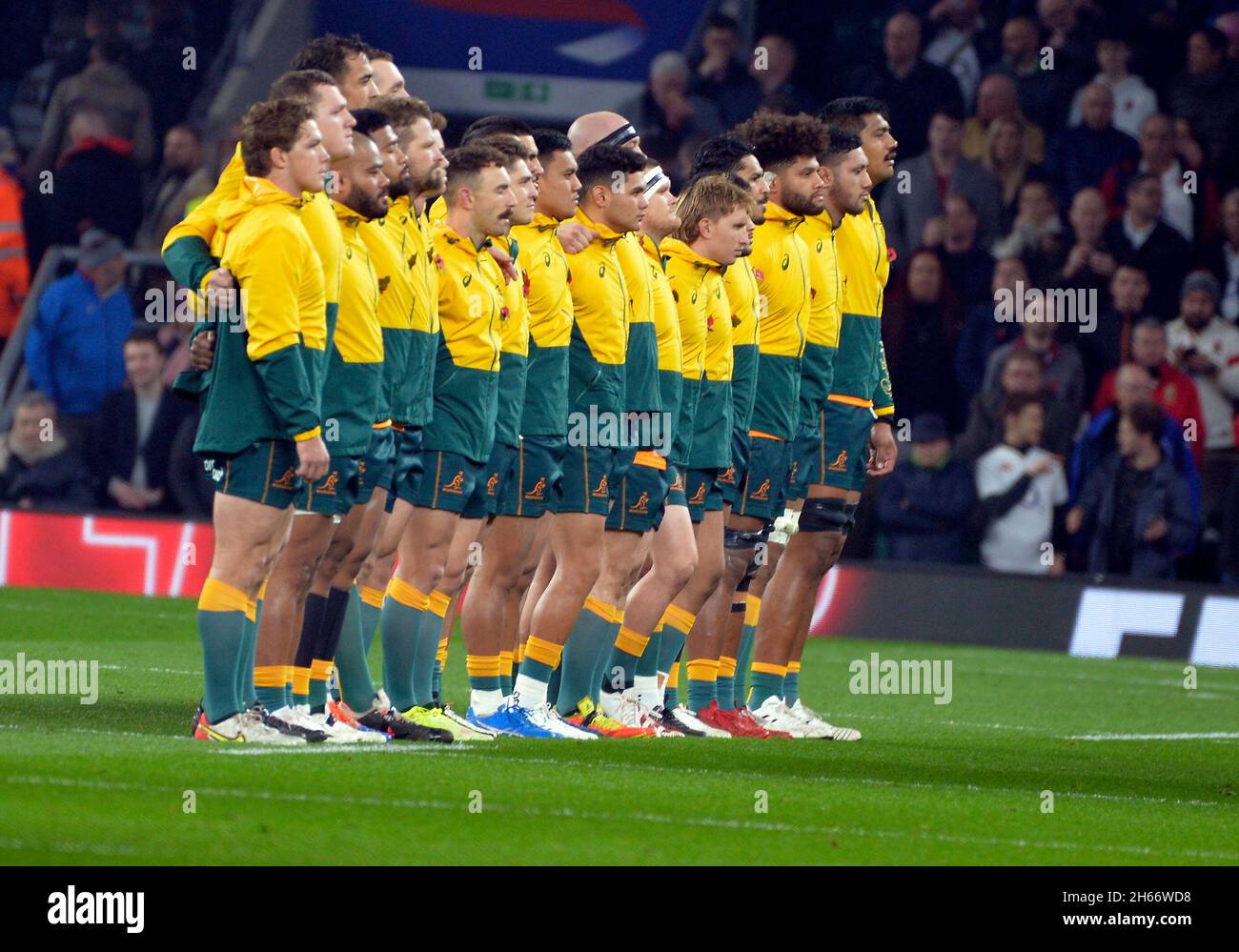 England line up before match hi-res stock photography and images - Alamy
