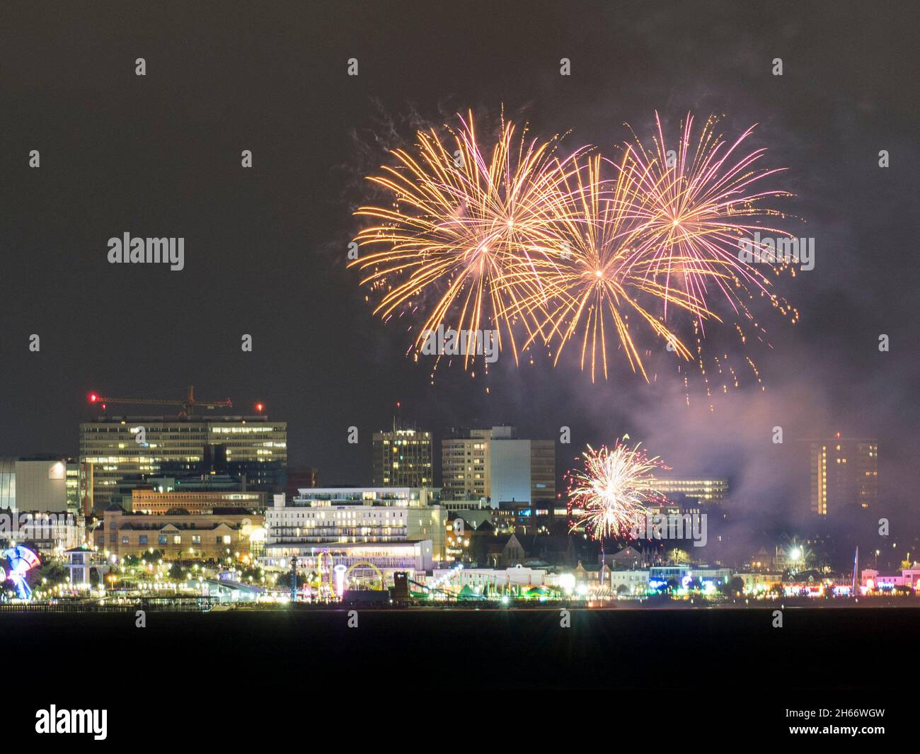 November 2021 fireworks hi-res stock photography and images - Alamy