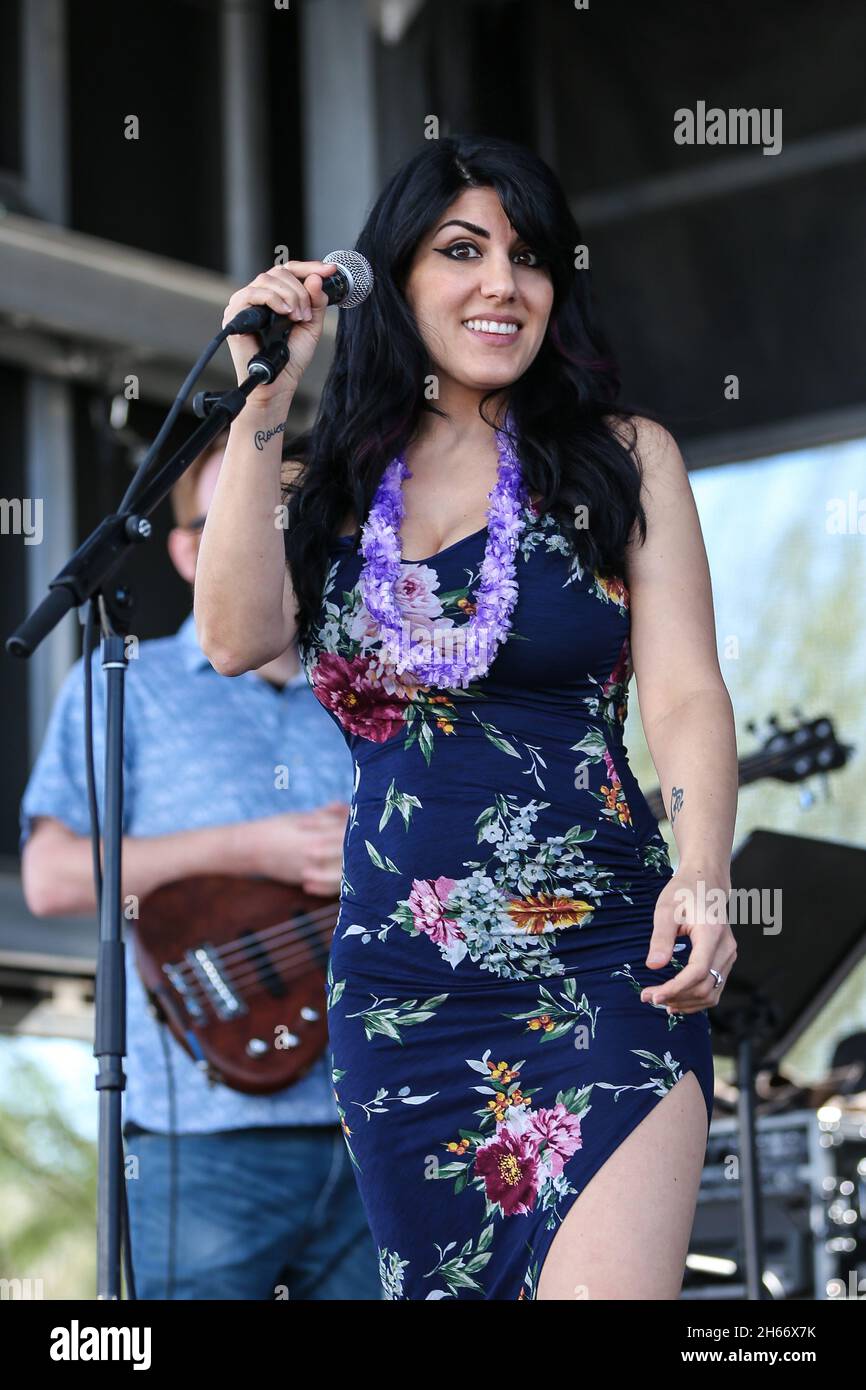 Hawaii vs unlv 1309 jpg hi-res stock photography and images - Alamy