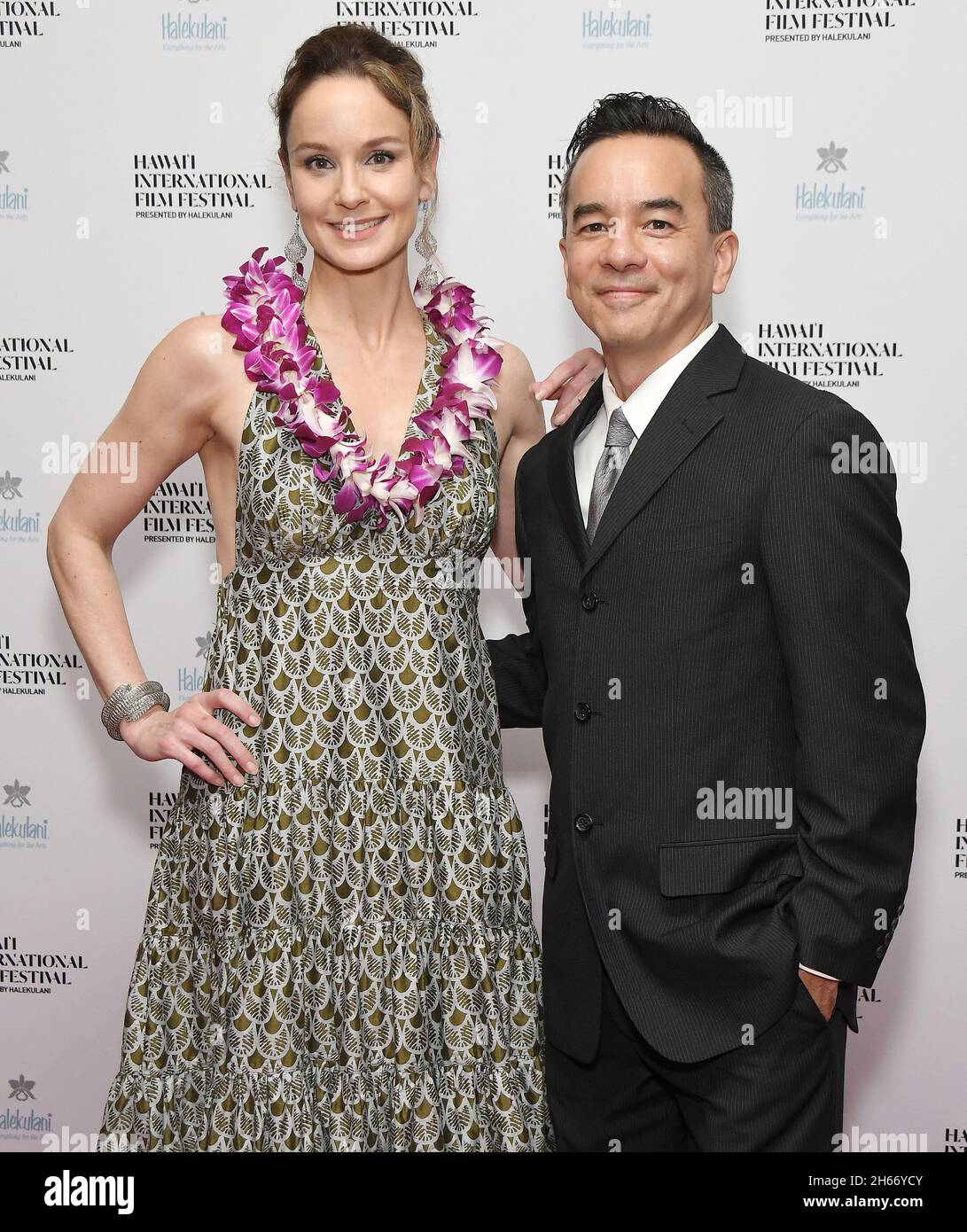 Los Angeles, USA. 12th Nov, 2021. Sarah Wayne Callies and Dean ...