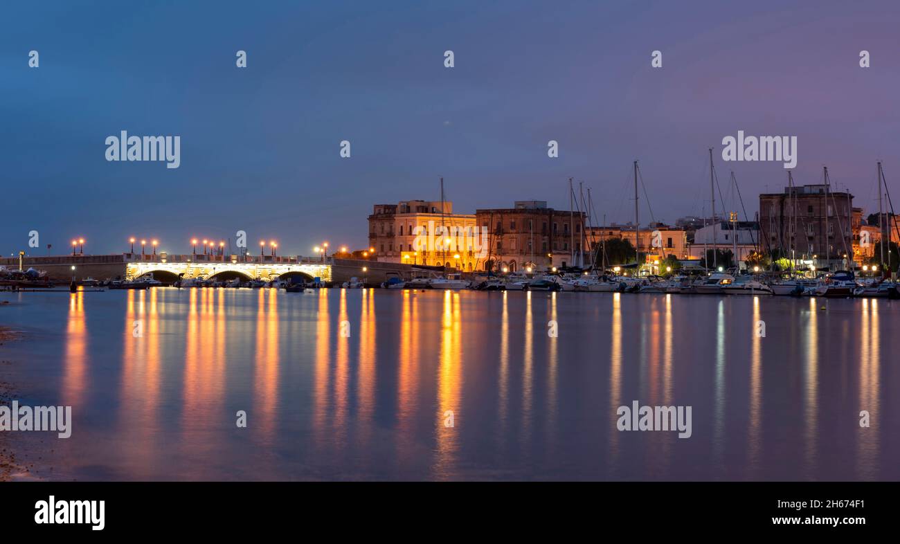 Seaside italy taranto hi-res stock photography and images - Alamy