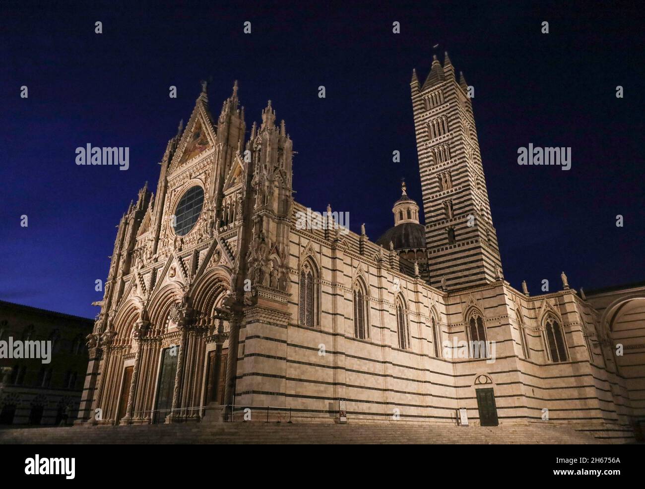 Sienne duomo hi-res stock photography and images - Alamy