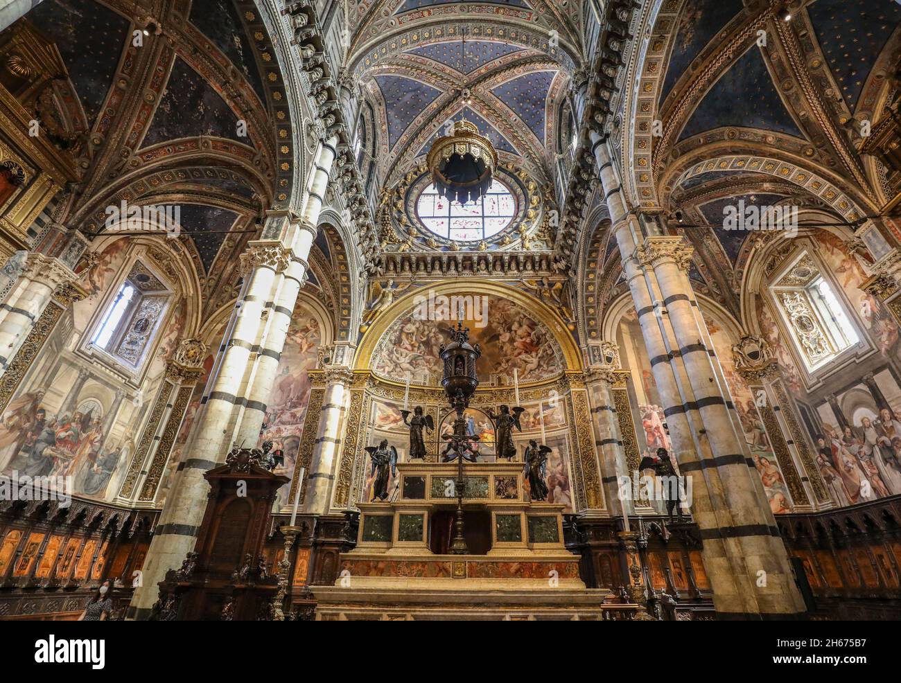 Duomo siena altar church hi-res stock photography and images - Alamy