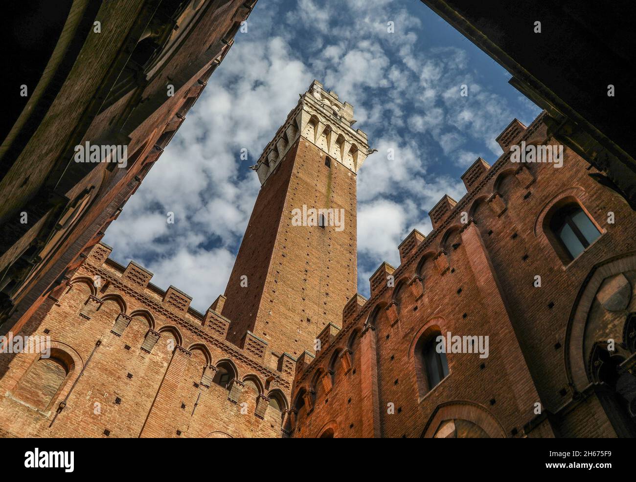 Secular architecture hi-res stock photography and images - Alamy