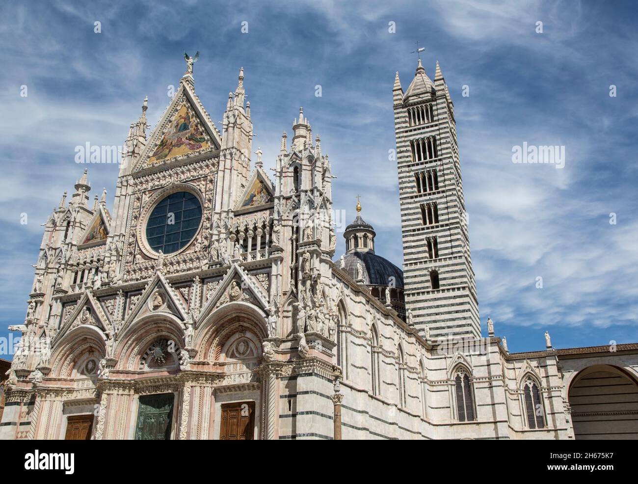 Campanile sienne hi-res stock photography and images - Alamy