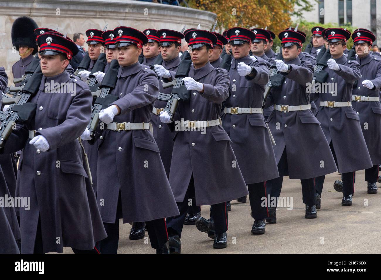 13/11/2021. London, UK. Participants take part in the annual 693rd Lord ...
