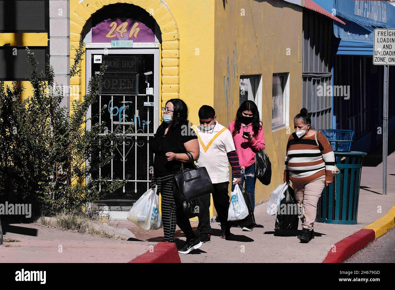 Usa mexico border closed covid hi-res stock photography and images - Alamy
