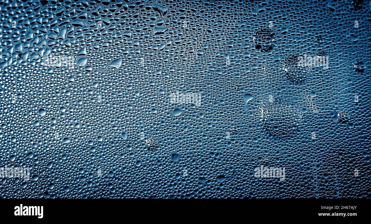 Glass air bubbles hi-res stock photography and images - Alamy