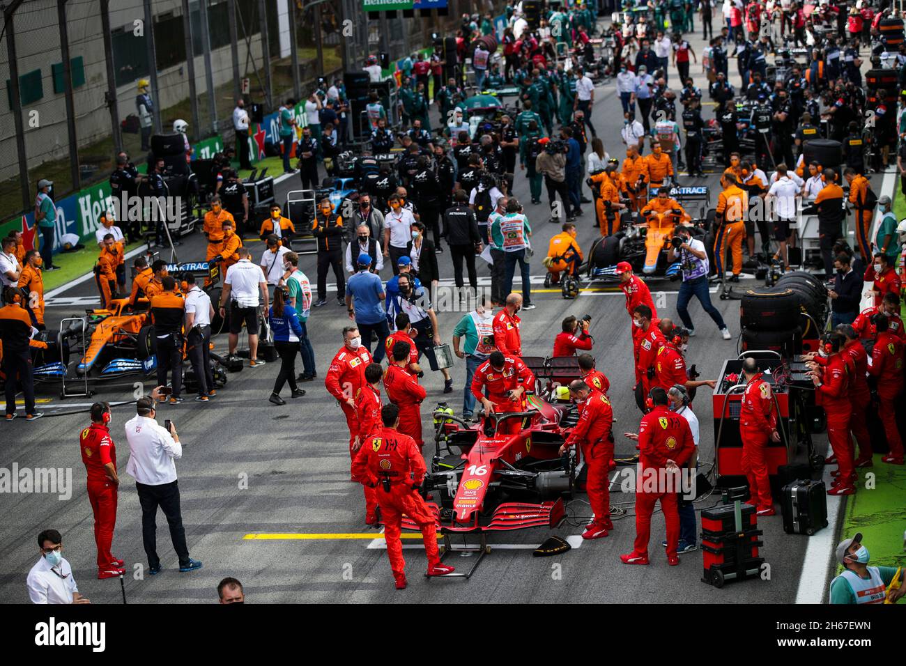 Sao Paulo, Brazil. 13th Nov, 2021. Starting grid, F1 Grand Prix of ...