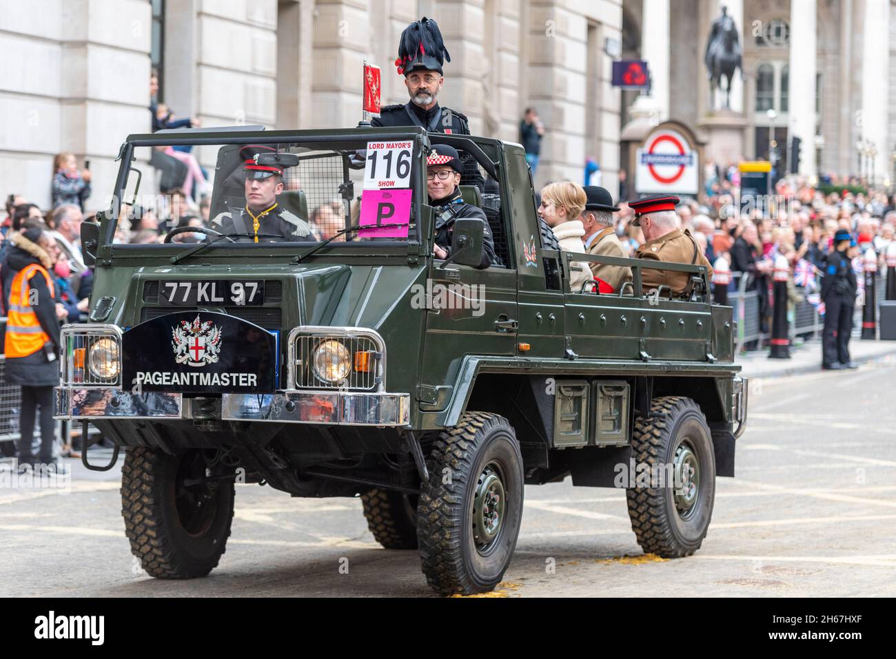 THE PAGEANTMASTER Dominic Reid at the Lord Mayor's Show, Parade ...