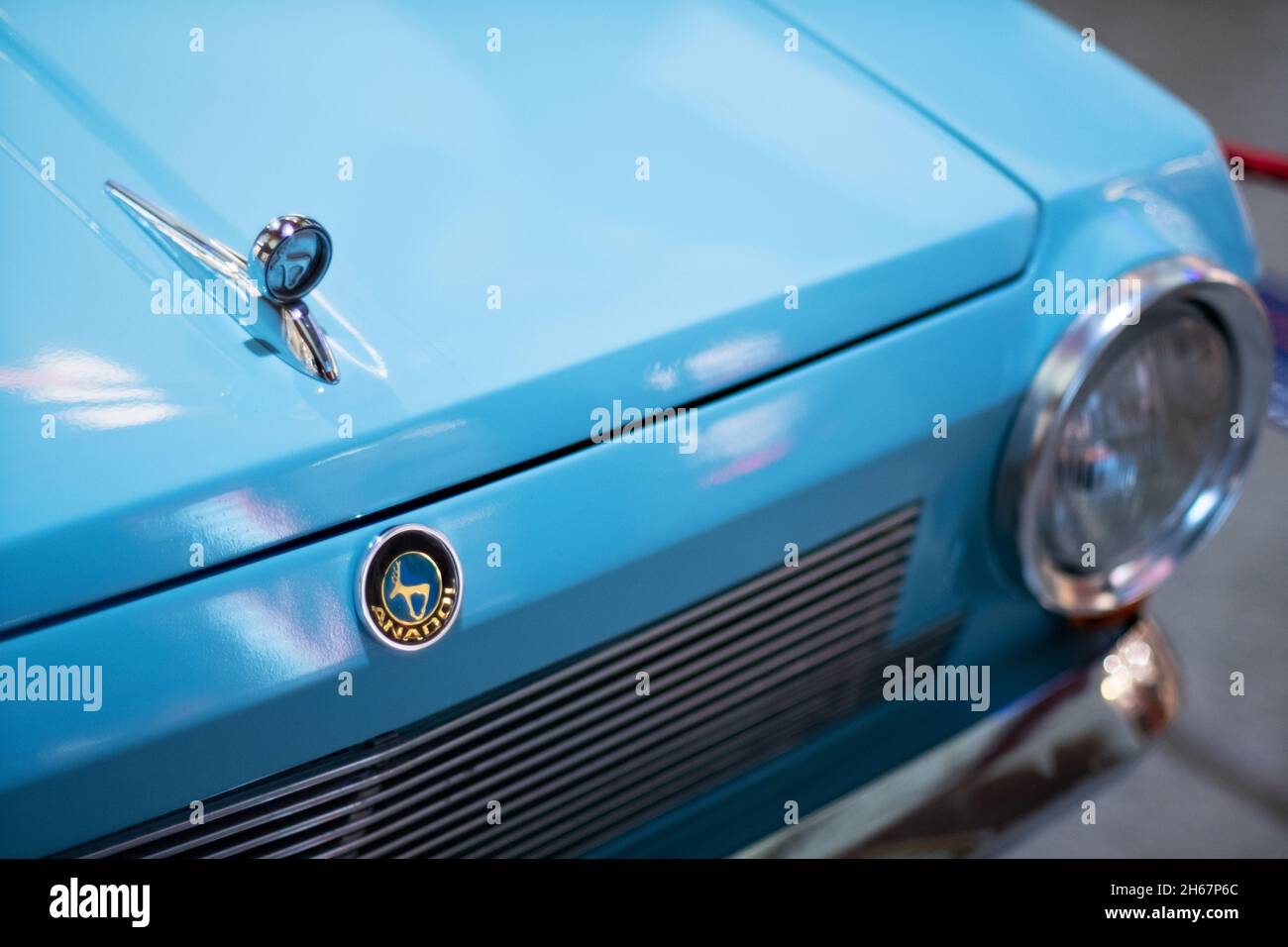 1975 car hi-res stock photography and images - Alamy