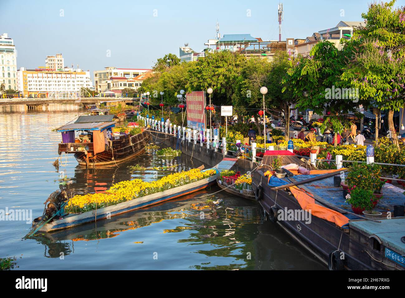 Spring season in vietnam hi-res stock photography and images - Alamy
