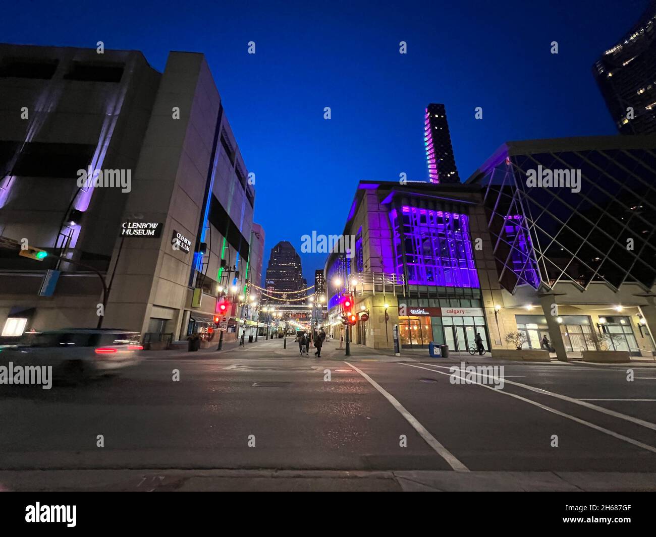 Calgary canadian city night hi-res stock photography and images - Alamy
