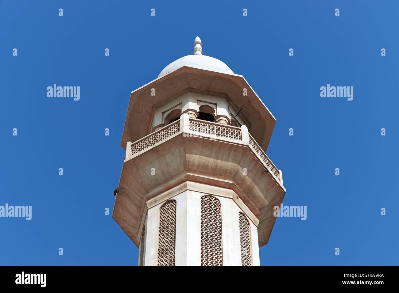 Al-Sadiq Mosque in Bahawalpur, Punjab province, Pakistan Stock Photo ...