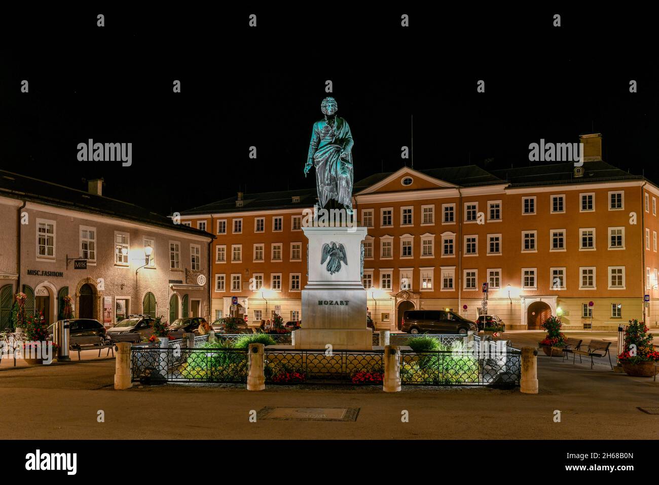 Salzburg, Austria; July 10, 2021 - In the centre of the Mozartplatz is ...