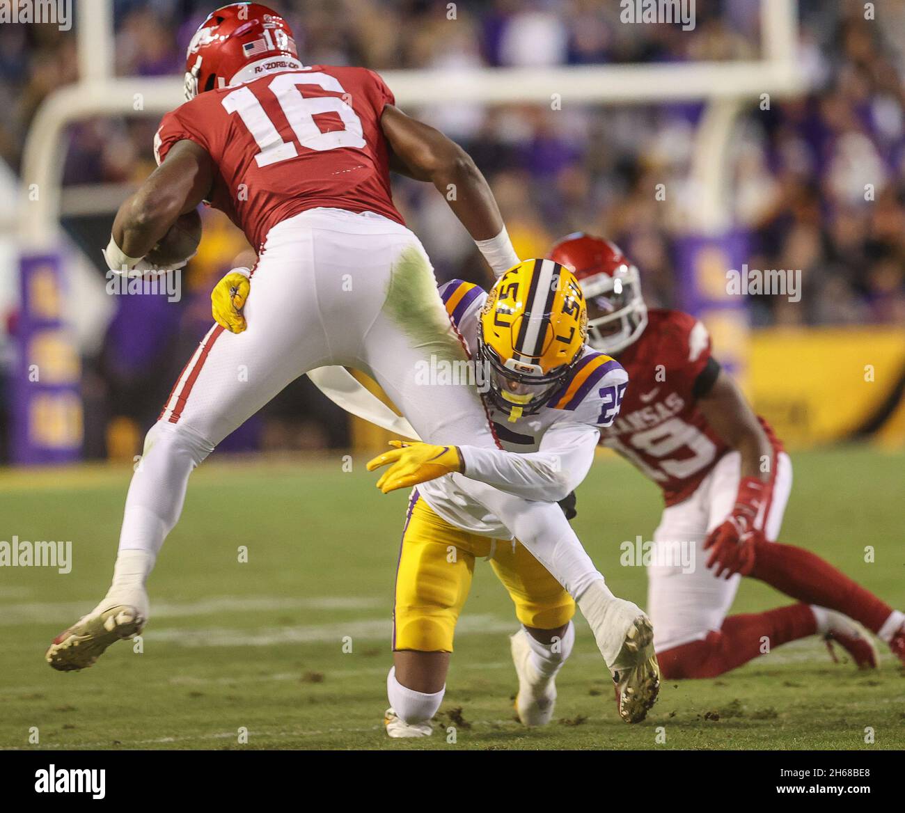 Baton Rouge, LA, USA. 13th Nov, 2021. LSU's Cordale Flott #25 tackles ...
