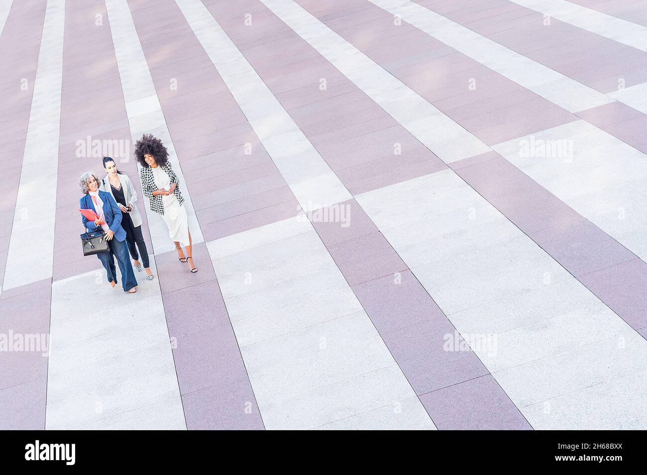 Interracial friendship adults hi-res stock photography and images - Alamy