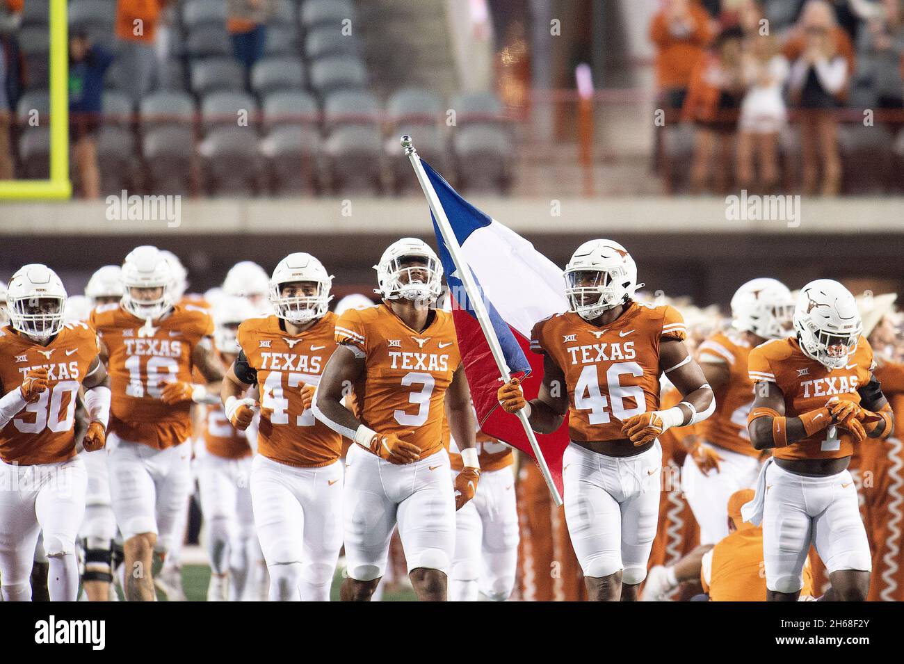University of kansas football ku hi-res stock photography and images ...