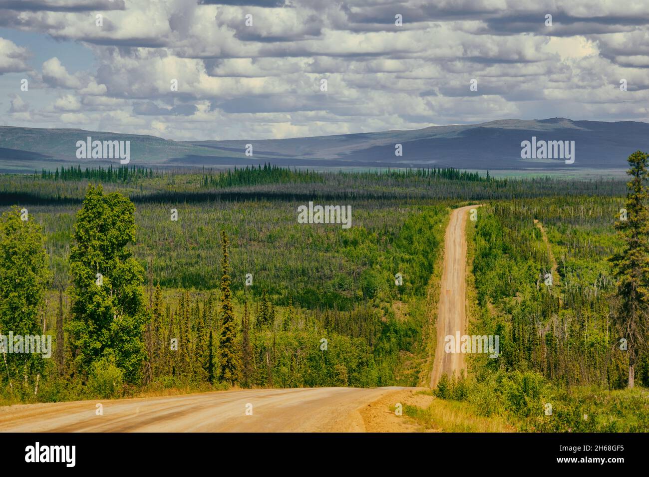 The Dalton Highway, Alaska, USA, all the way north to the North Pole ...