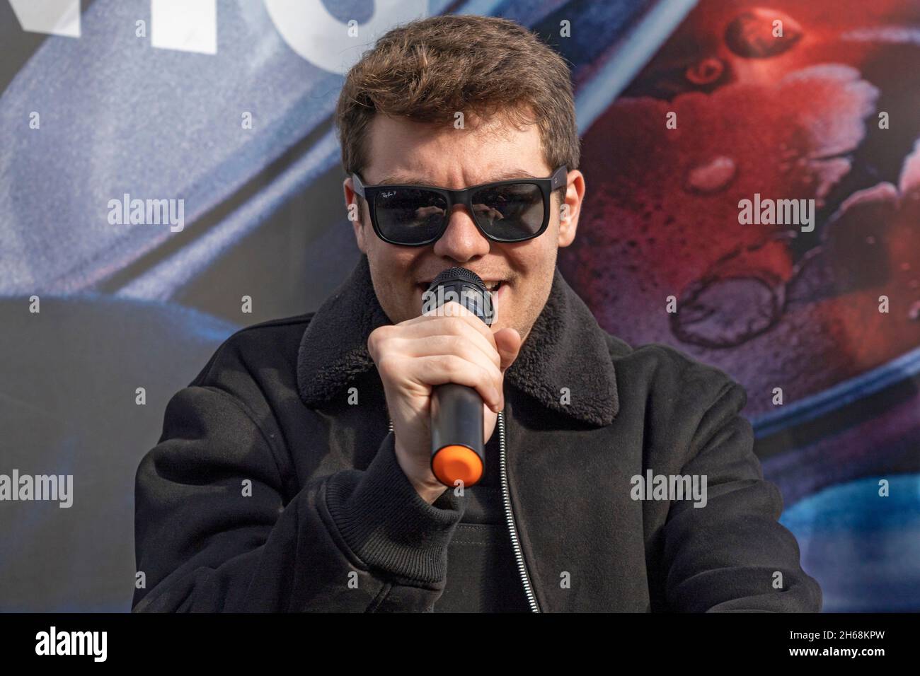 100 fuentes hi-res stock photography and images - Alamy