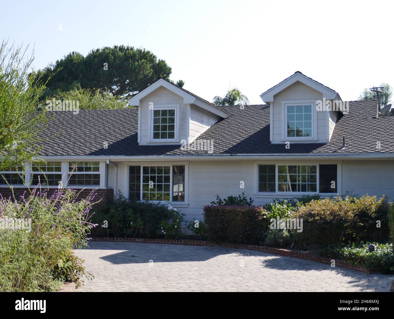 Errol flynns home hi-res stock photography and images - Alamy