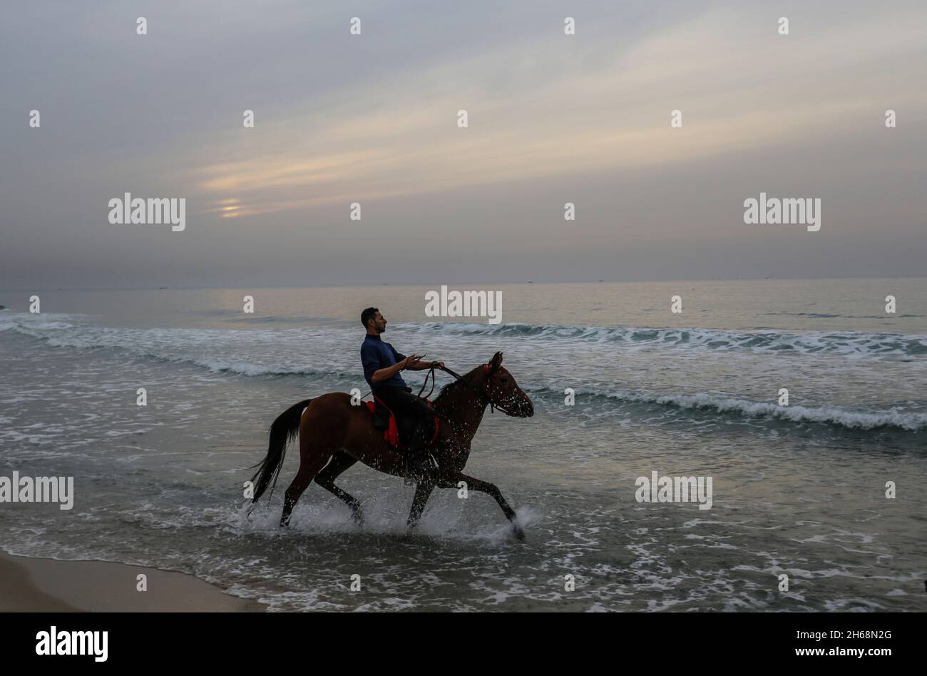 Palestinian coast hi-res stock photography and images - Alamy
