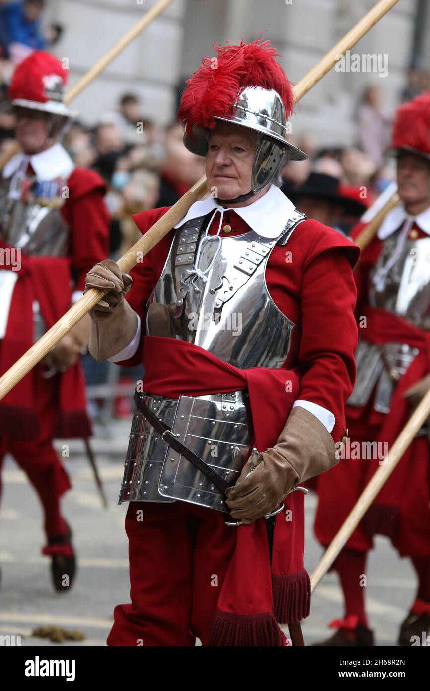 The Company of Pikemen & Musketeers is a ceremonial unit of the ...