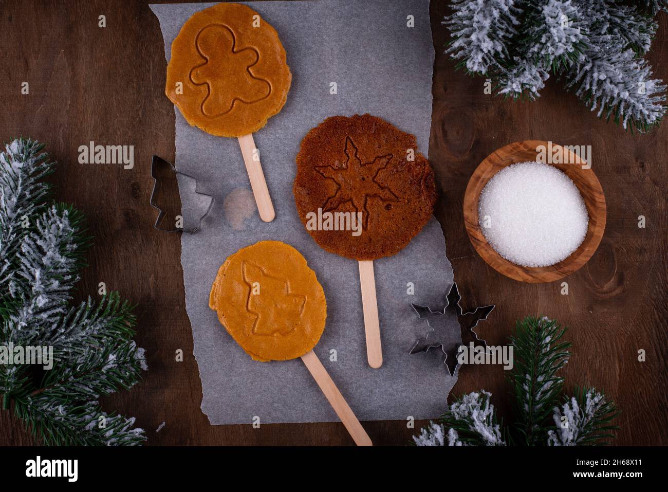 Korean dalgona sugar candy cookie Stock Photo - Alamy