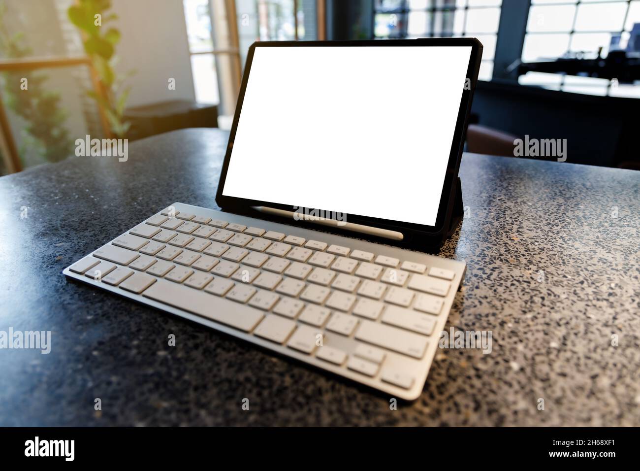 tablet with empty white screen in cafe tablet blank screen browsing ...