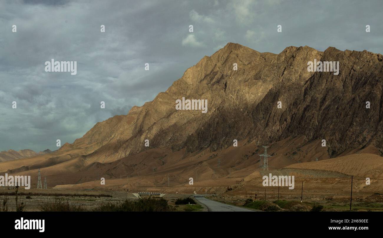 G318 highway hi-res stock photography and images - Alamy