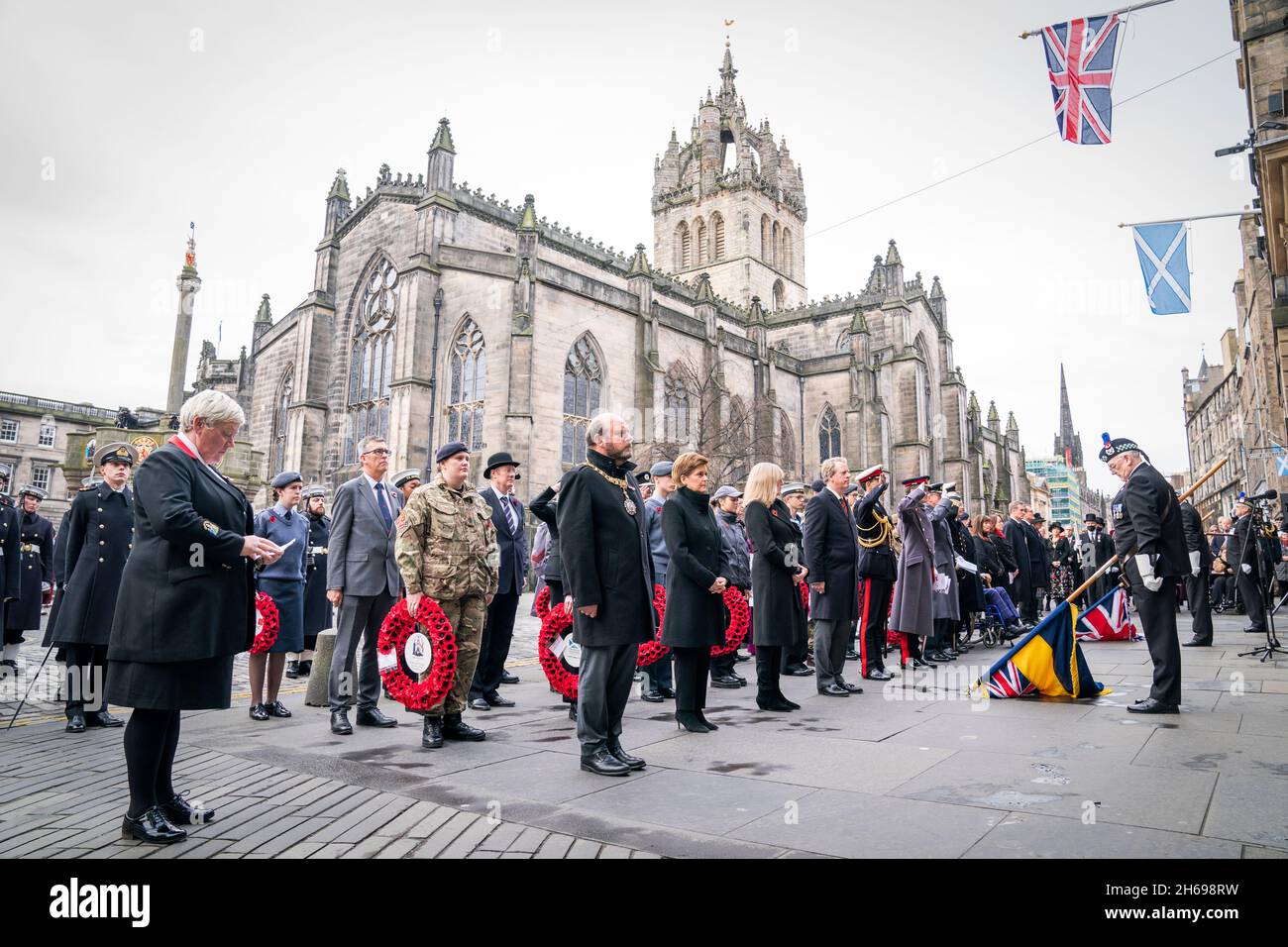 (left to right) Edinburgh Lord Provost Frank Ross, First Minister of ...