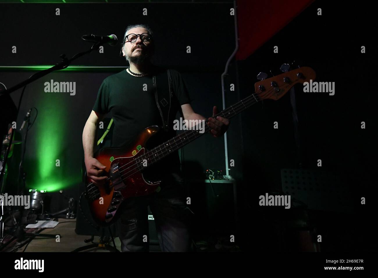 Luca Cantasano dei Diaframma Live al Dissesto Musicale, 13 Novembre ...